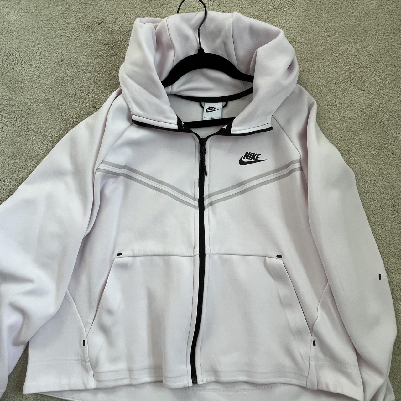 Women Nike tech In person it’s more pink - Depop