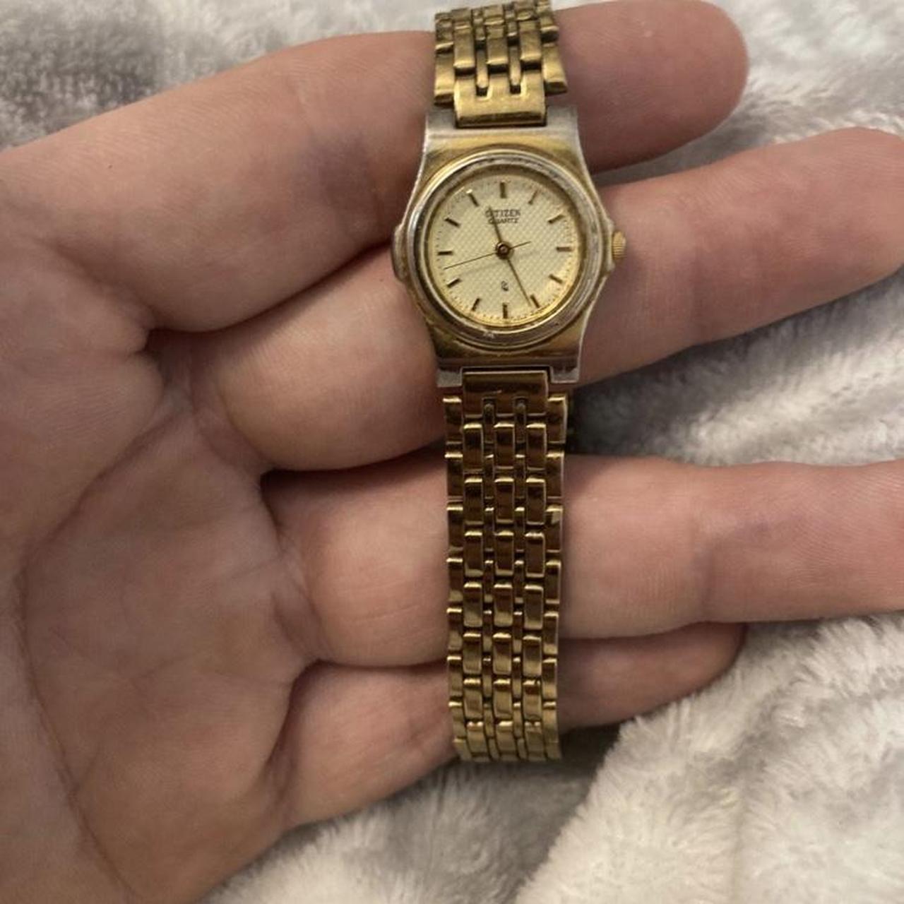 Woman’s vintage citizen gold tone watch ! - Depop