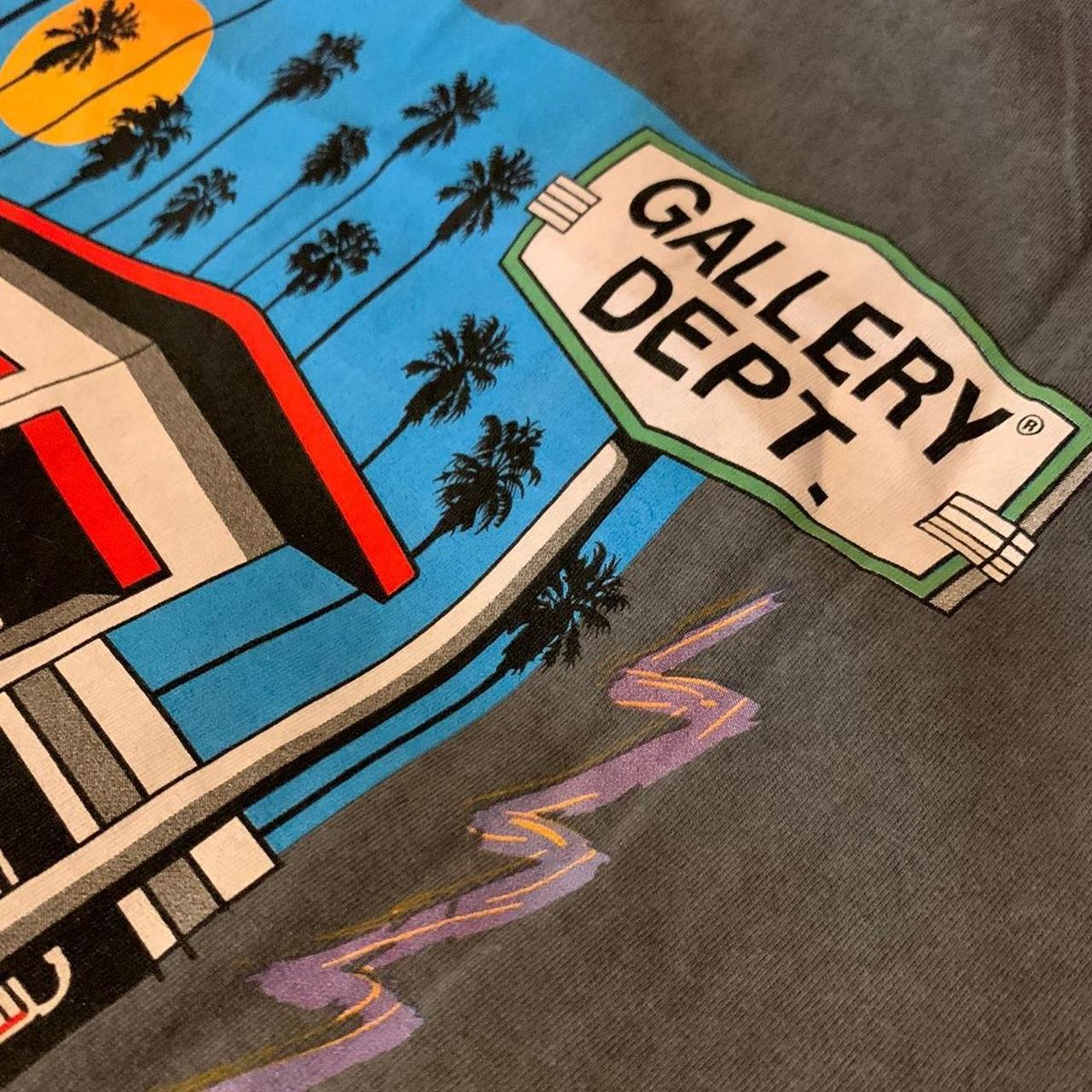 Gallery Dept. Drive Thru Boxy Fit Tee - Light Grey - Depop