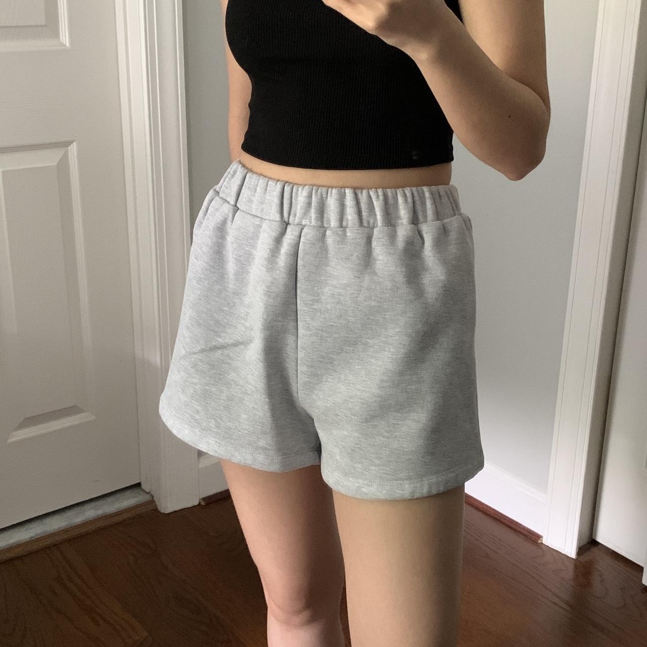 Size 0 Princess Polly Florida Shorts // relaxed fit - Depop