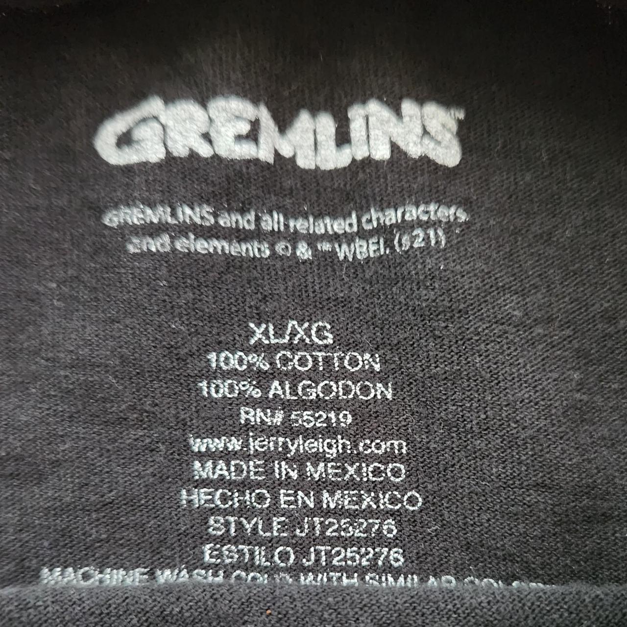 Women's Cropped Gremlins T-Shirt. Vintage - Depop