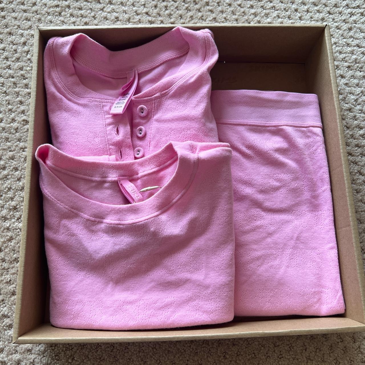 Brand new never worn skims set in bubble gum pink - Depop