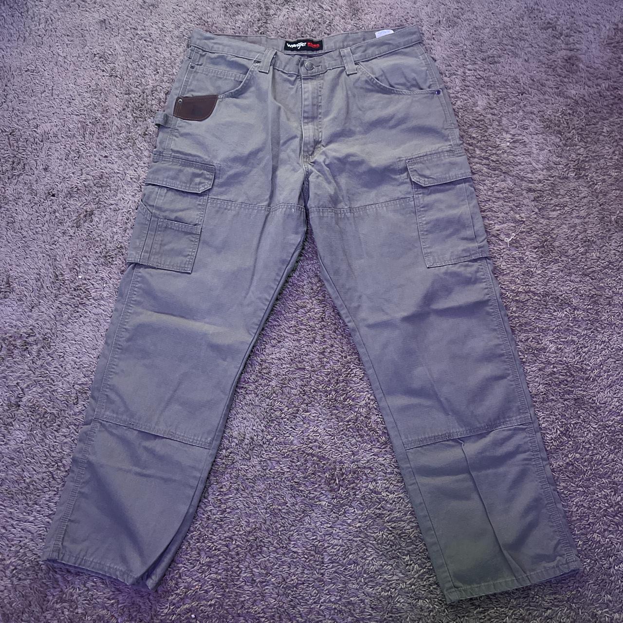 Stupid clean Wrangler Riggs workwear pants! 38x32... - Depop