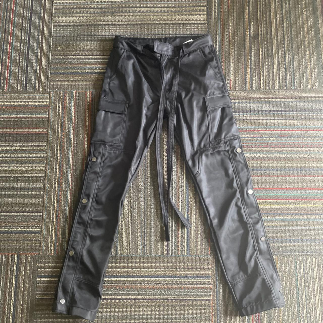 MNML Snap Cargos - Depop