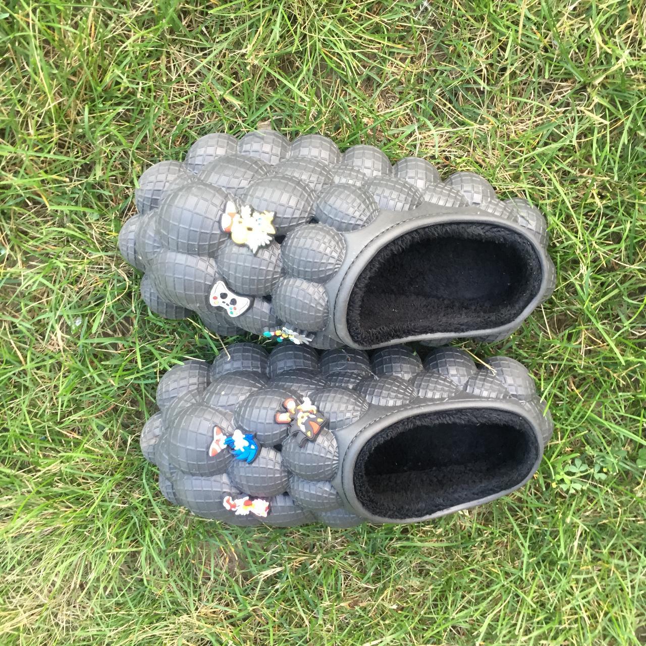 comfy bubble slides - Depop