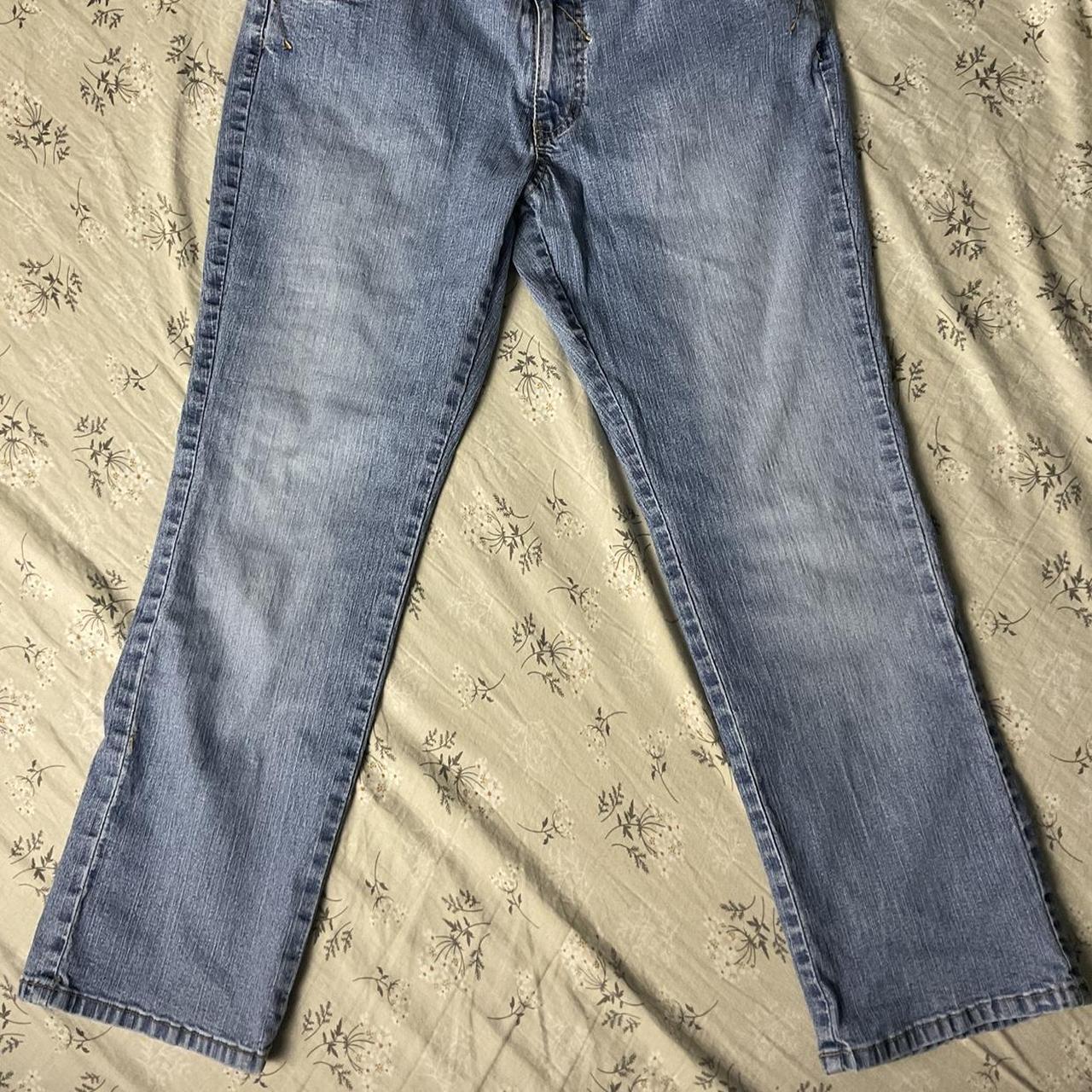 🌀 adorable vintage light blue capris with cute... - Depop