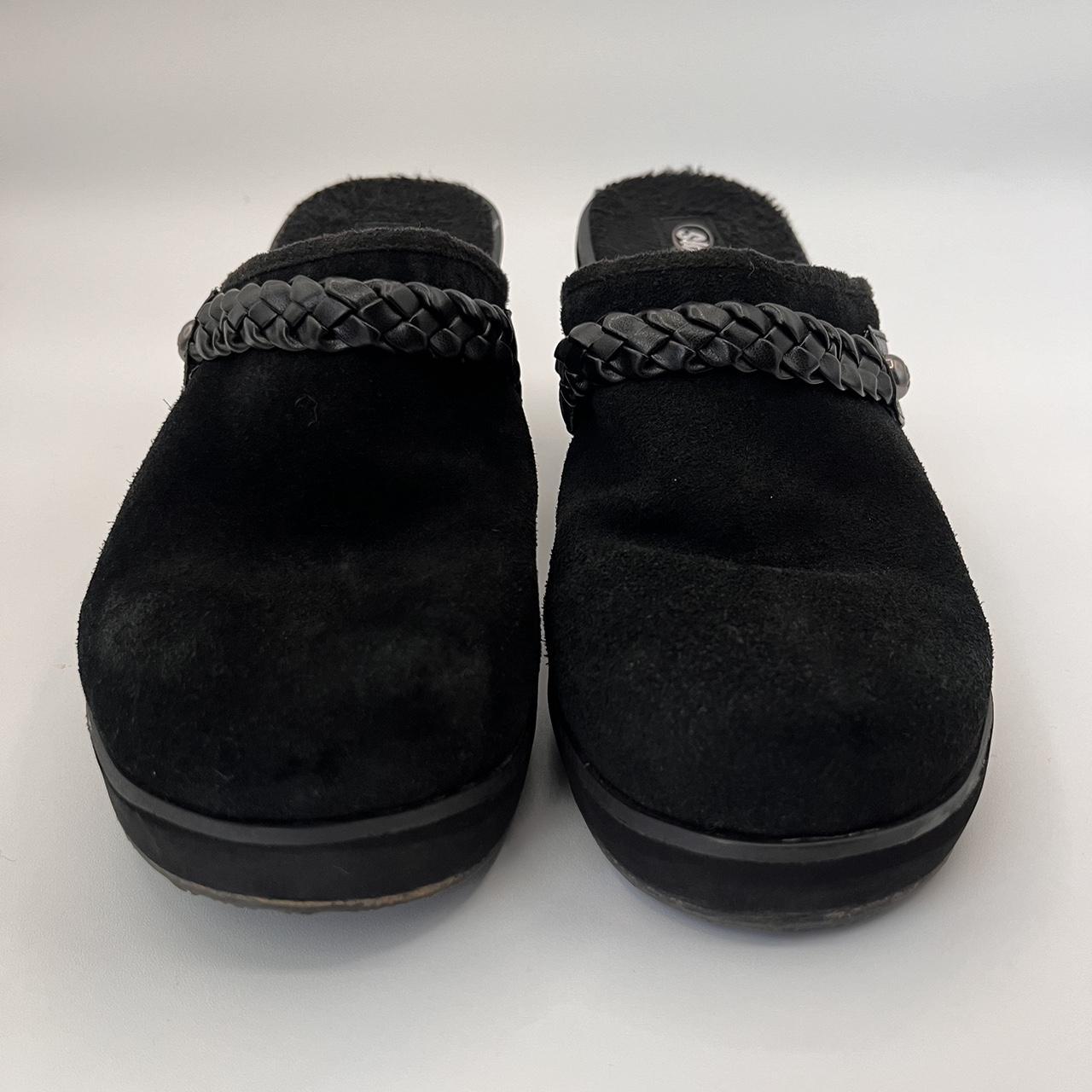 VTG sketchers black clogs Size 8 Heel is 3.5” - Depop