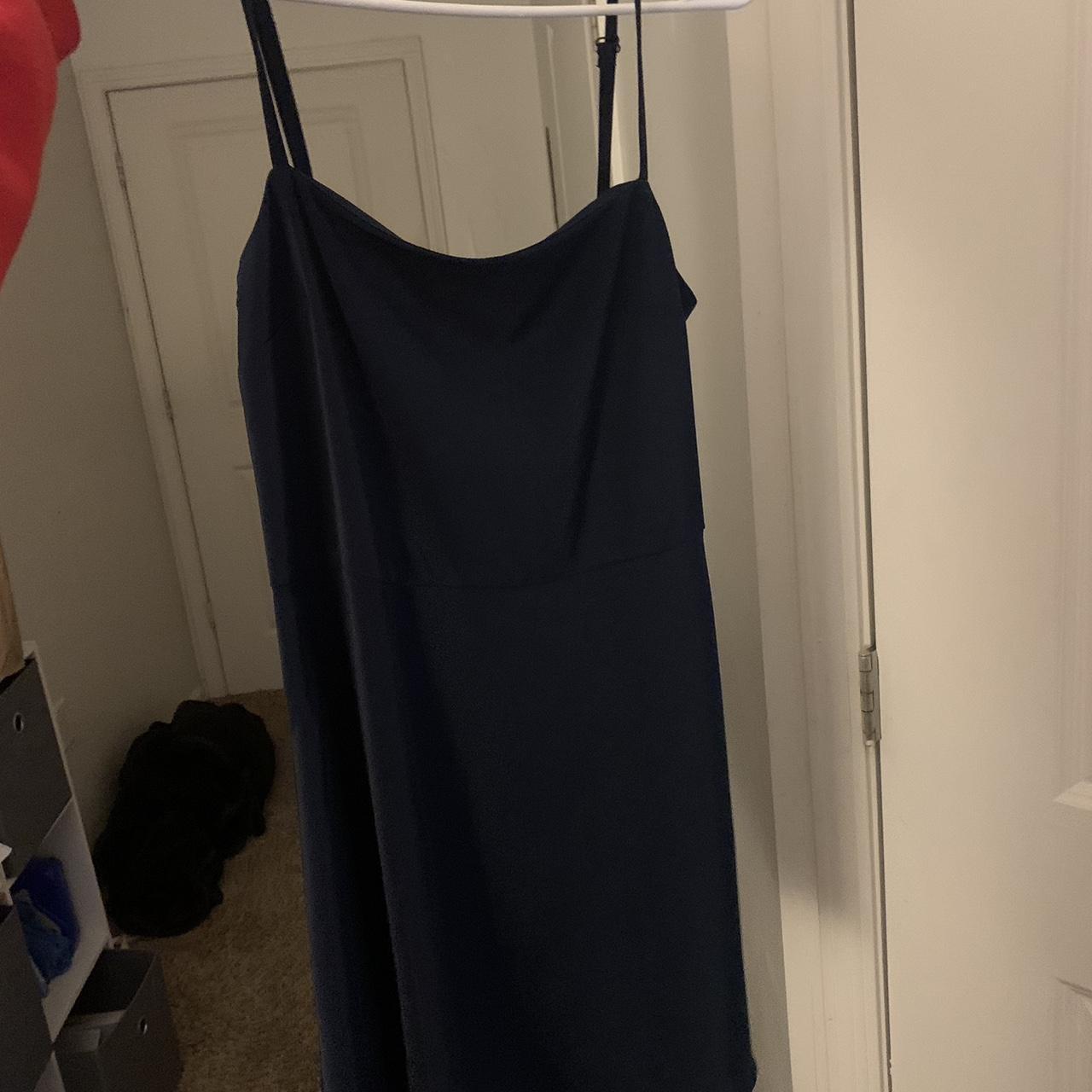 dark blue dress, only worn once, very comfortable - Depop