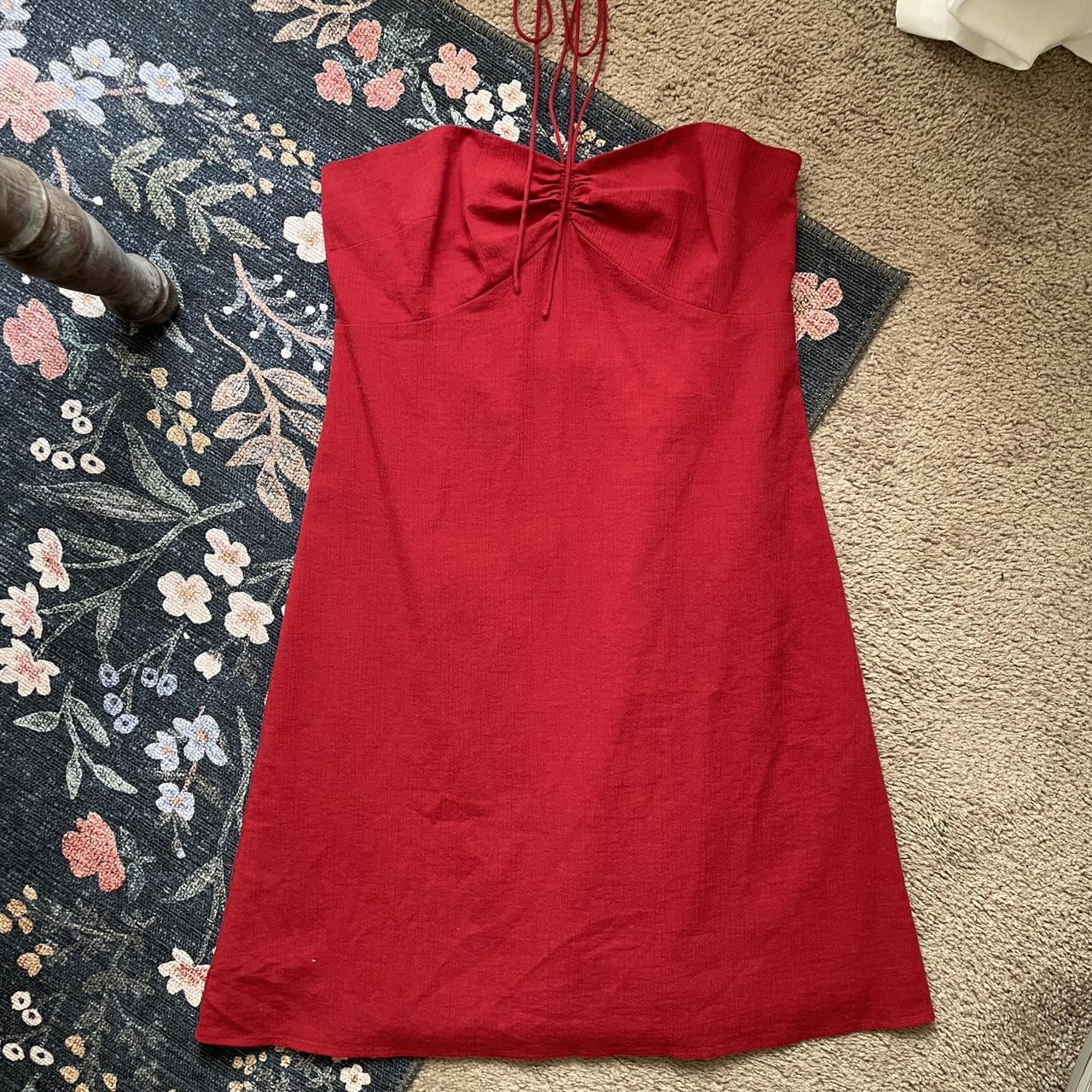 VTG Ann Taylor LOFT red smocked back strapless... - Depop