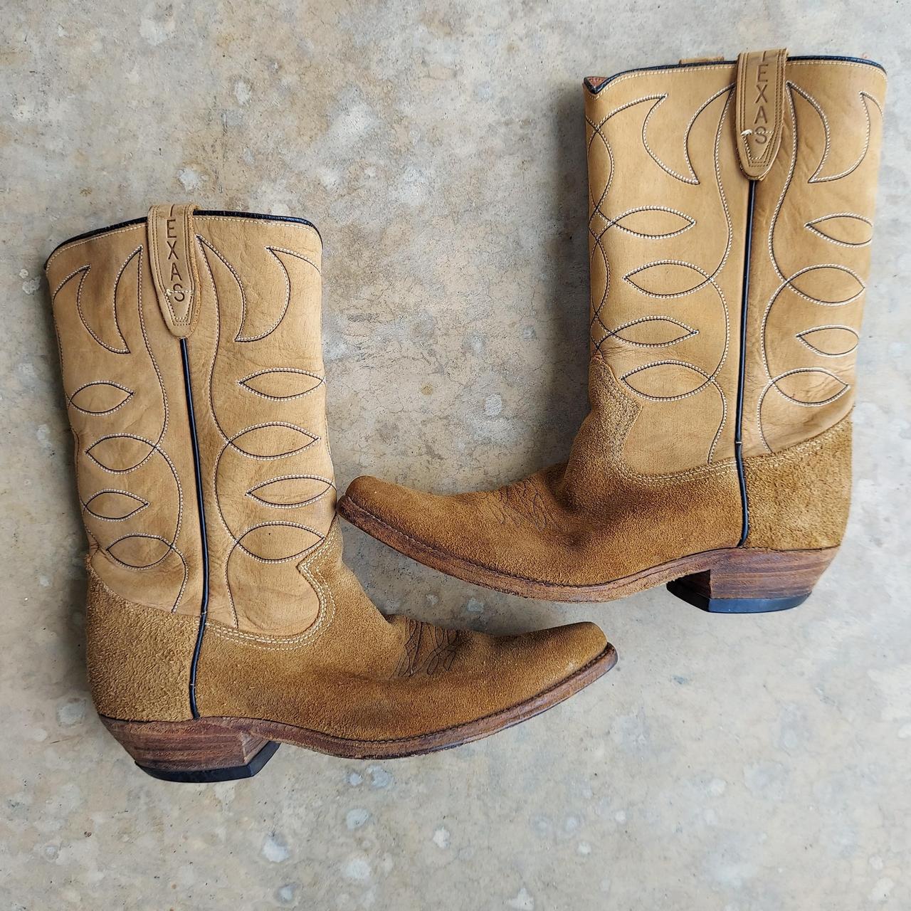 Texas Boot co. mens cowboy boots size 9D one insole... - Depop