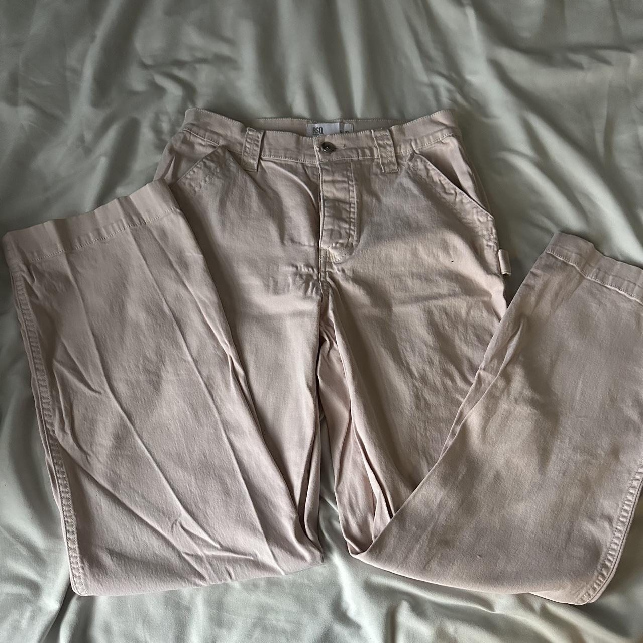 cream colored cargo pants - Depop