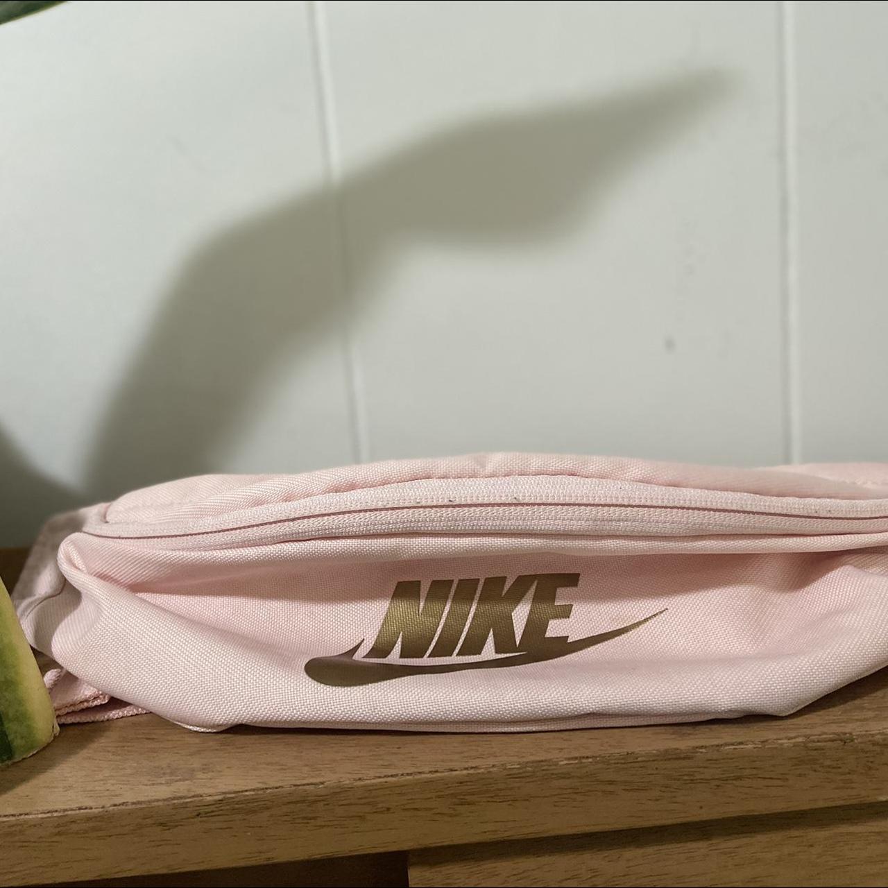 Nike Fanny pack #nike #fannypack #purse #crossbody #bag - Depop