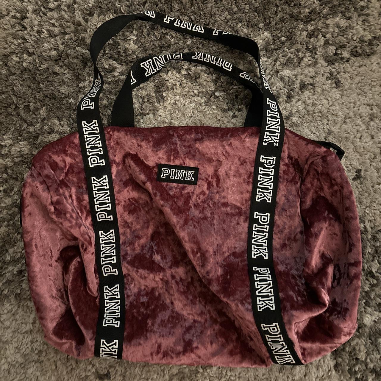 VS PINK velvet duffle bag 🖤 no tears or rips still... - Depop
