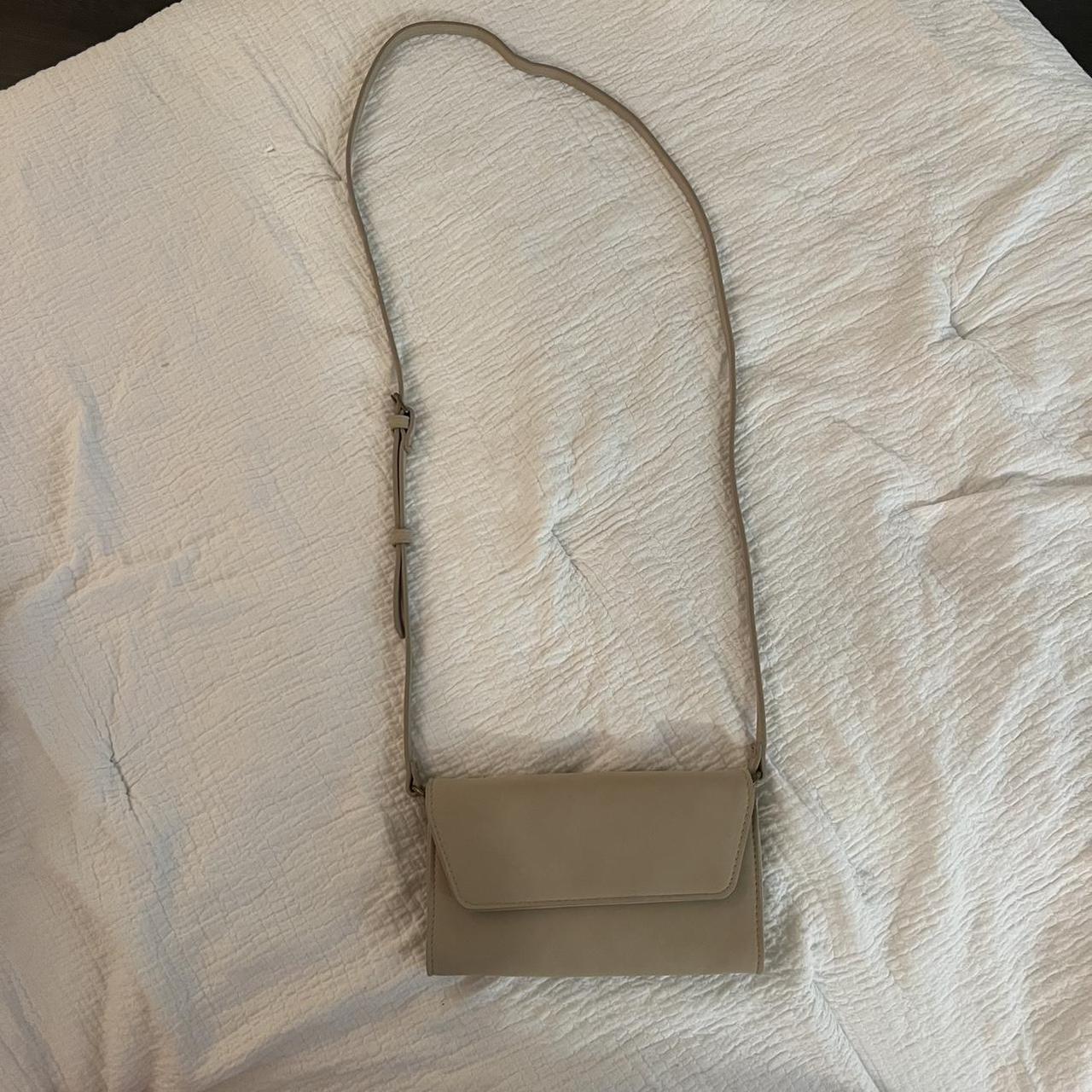 Tan small simple crossbody purse, never... - Depop