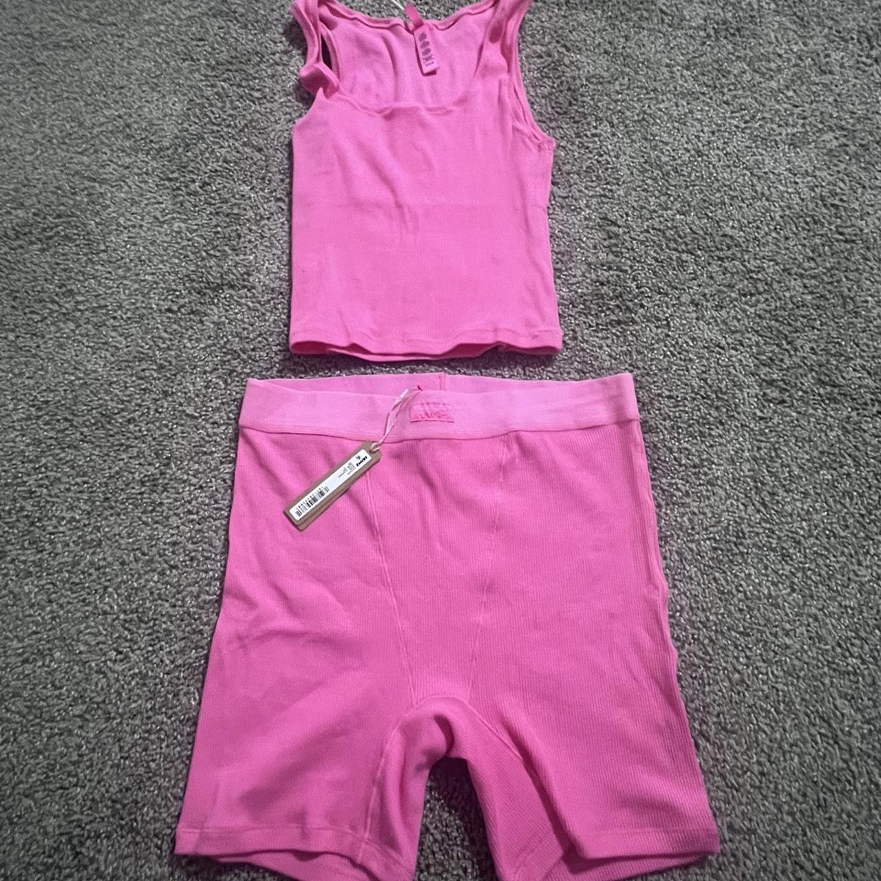Sugar Pink Skims Set *MEDIUM *NWT #skims #pinkset... - Depop