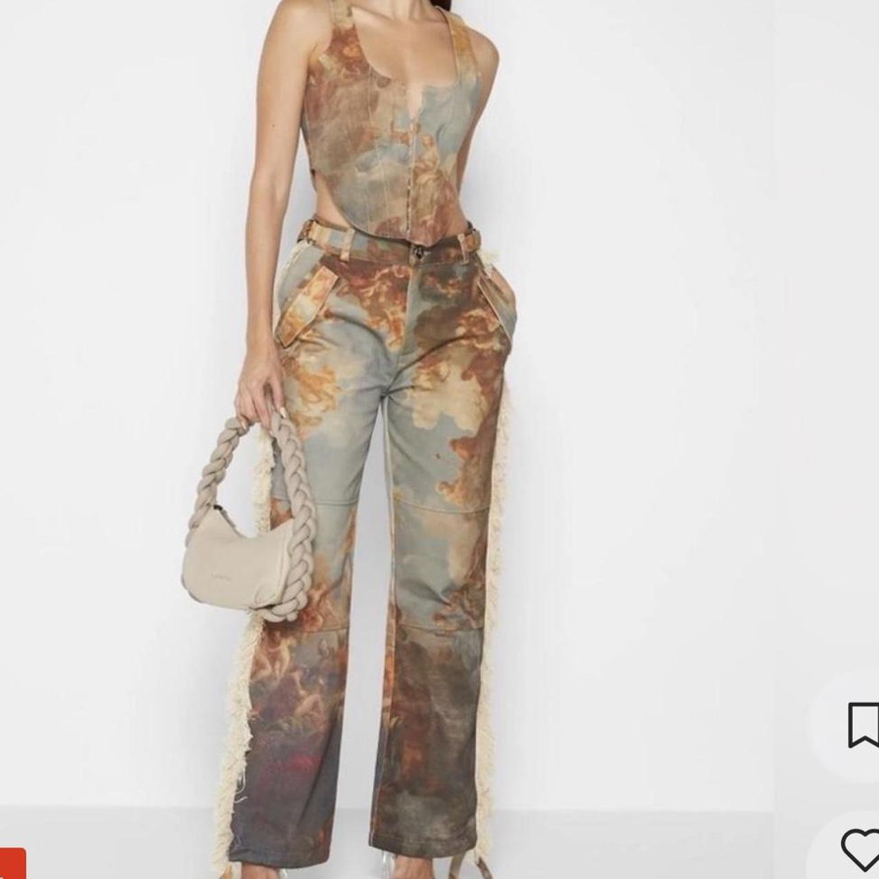 mandevoir de voir set have two, one worn size 4 &... | Depop