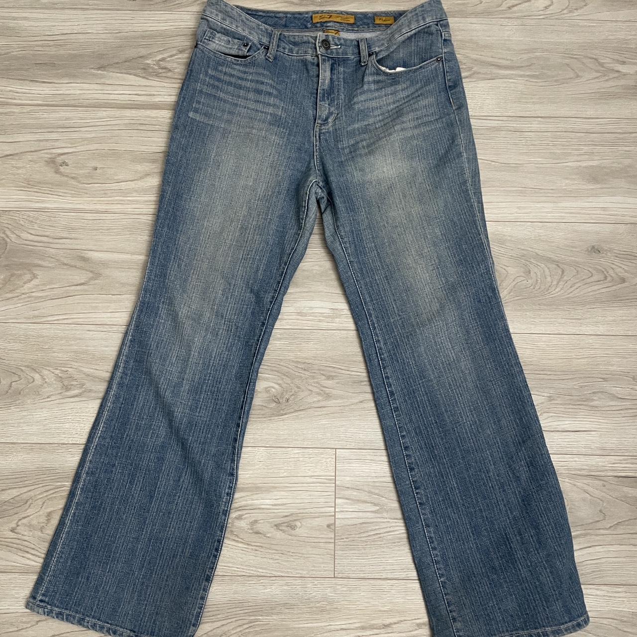 Y2K Seven7 brand flared jeans Size 12 Very light... - Depop