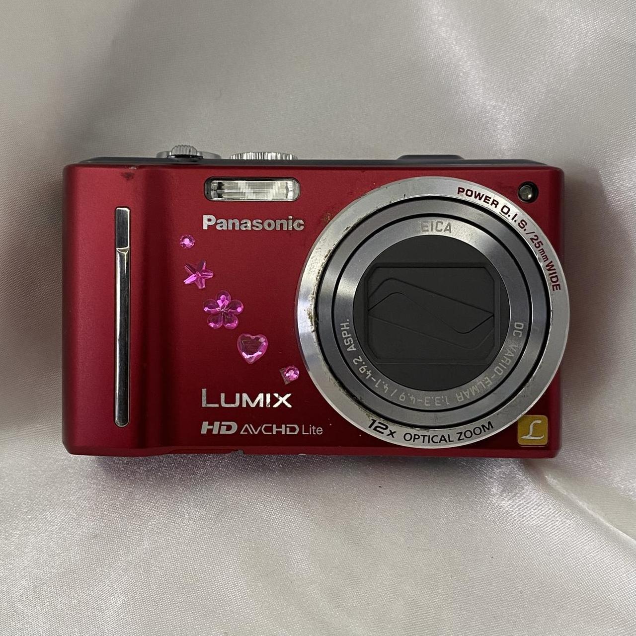 red panasonic lumix digital camera💌 ⋆ ︎˚｡⋆ ೀ tested... - Depop