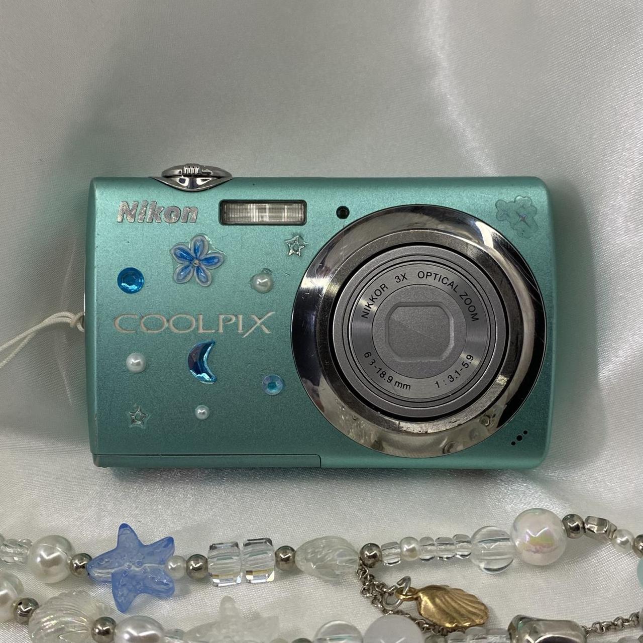 teal nikon coolpix digital camera🗽 ⋆ ︎˚｡⋆ ೀ tested... - Depop