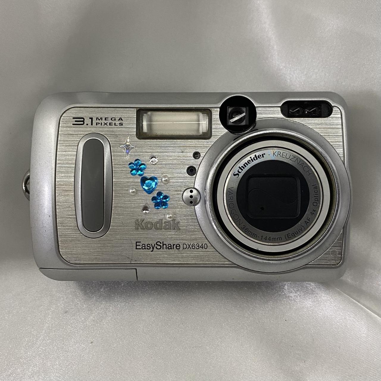 silver kodak easyshare digital camera📧 ⋆ ︎˚｡⋆ ೀ... - Depop