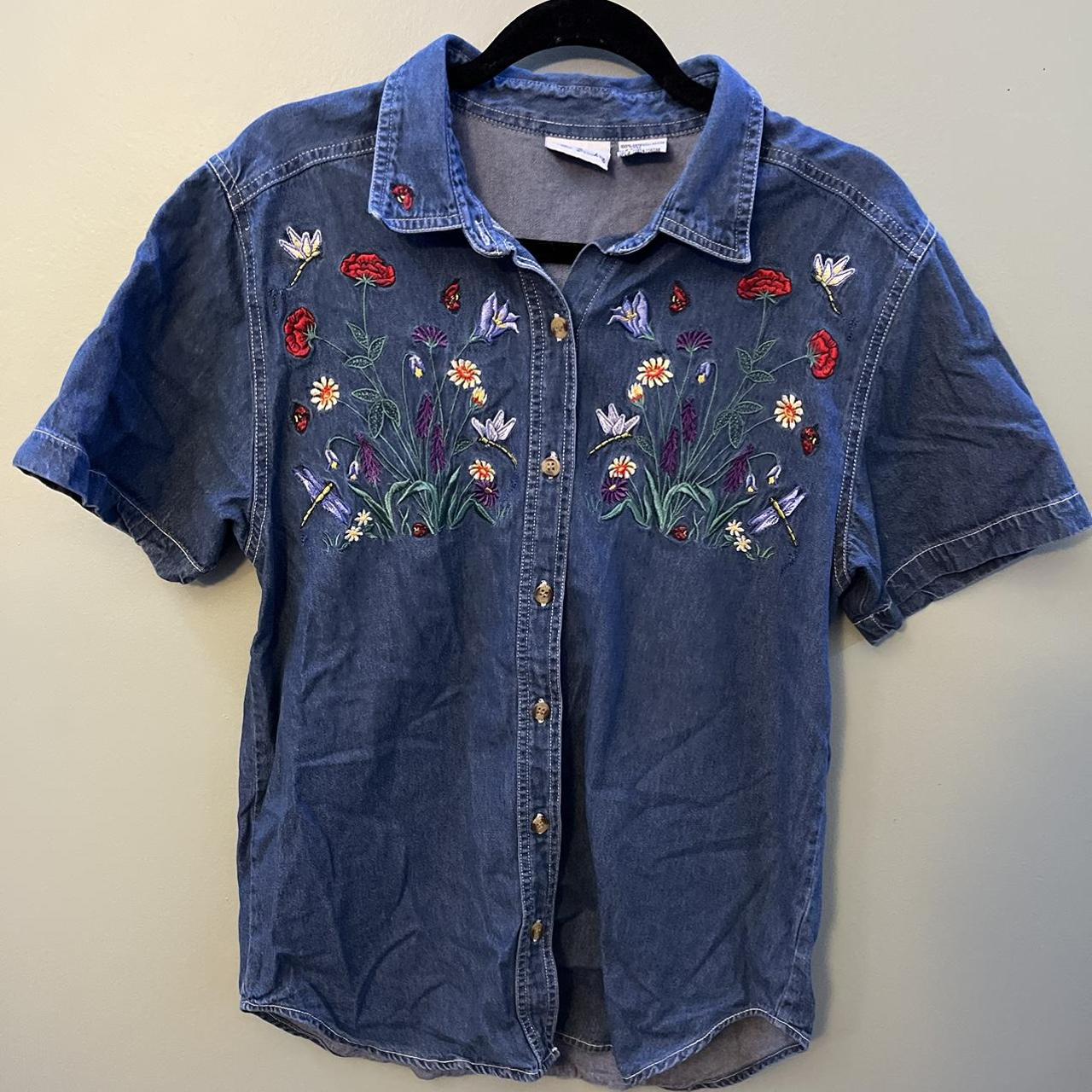 floral embroidered button up - Depop