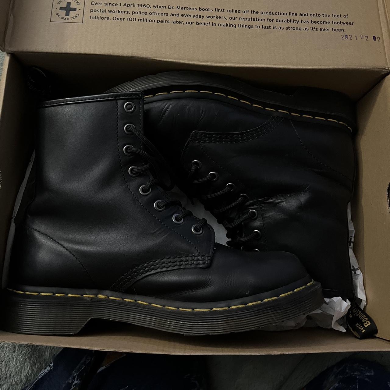 dr martens - Depop
