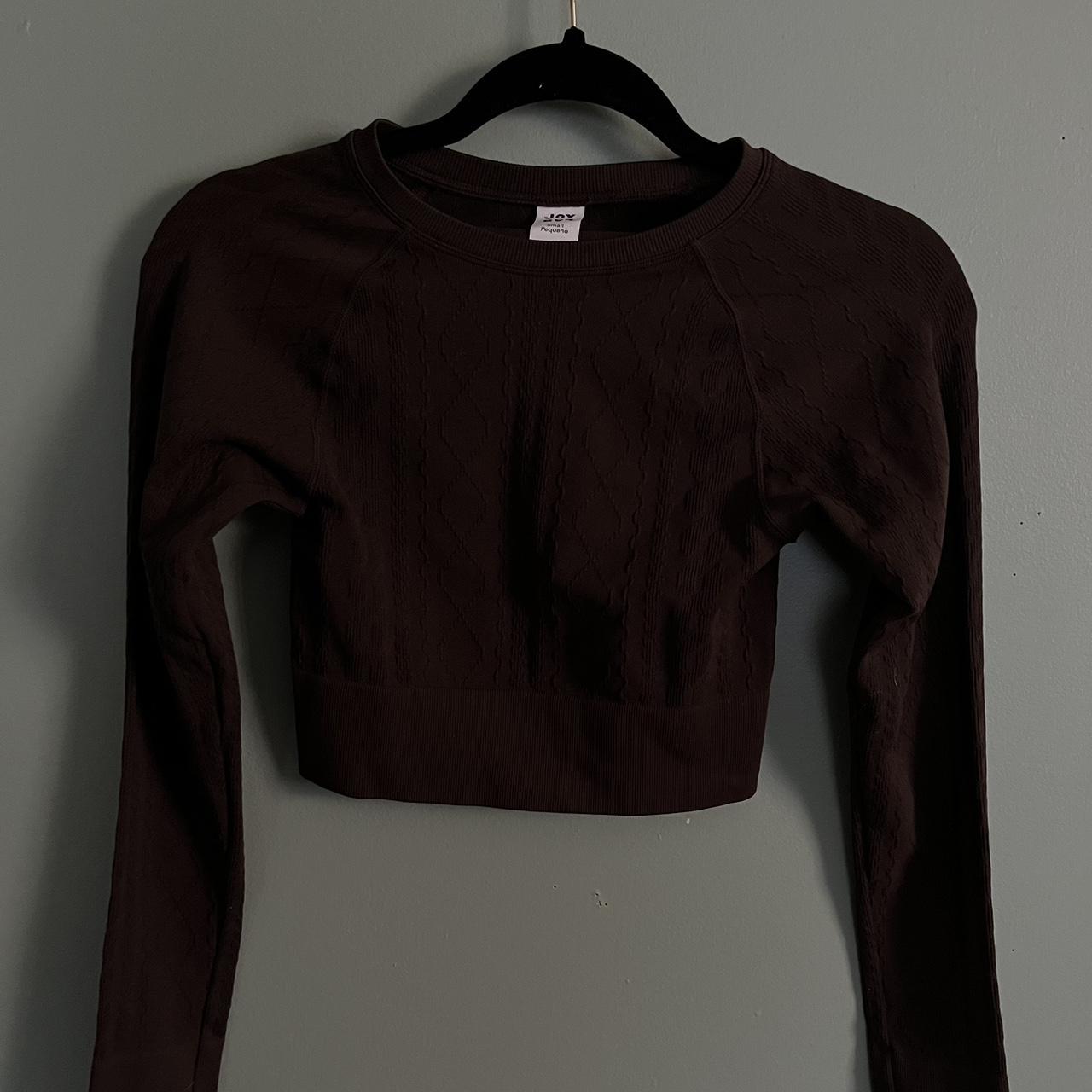 target long sleeve workout top - Depop