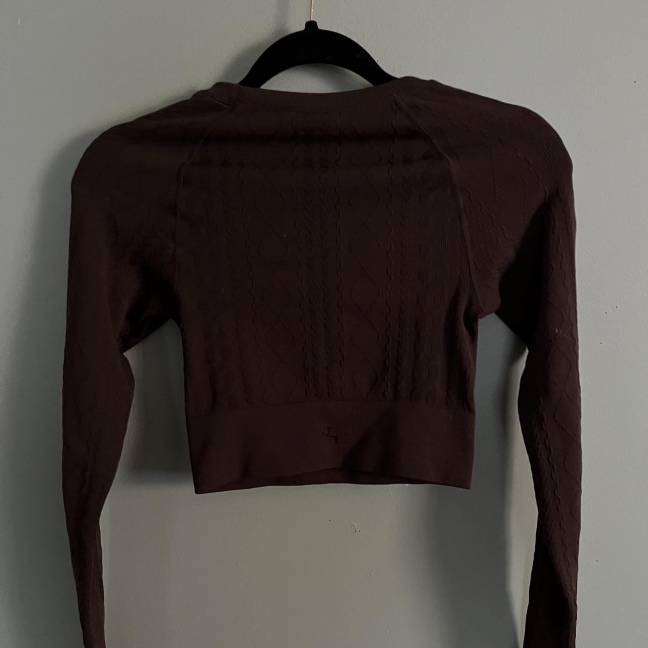 target long sleeve workout top - Depop