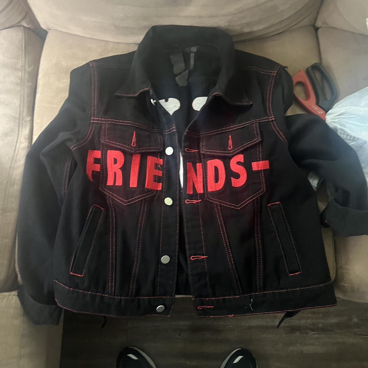 vlone jacket size small - Depop