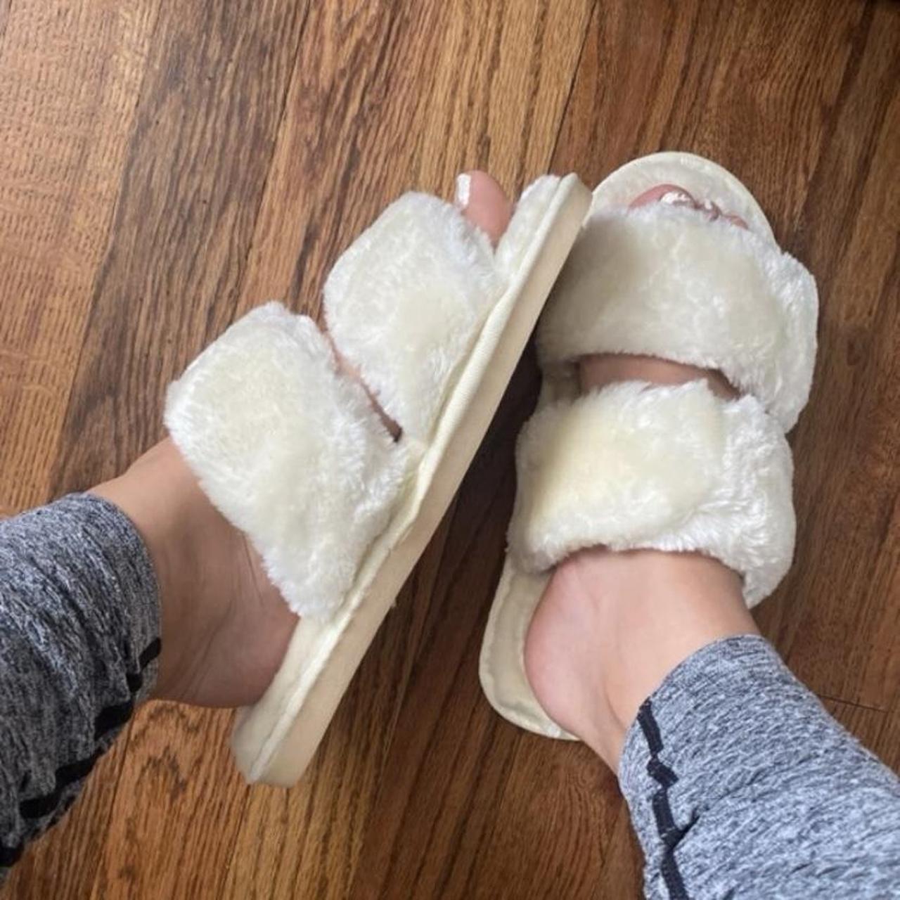 Red and white fluffy slides - Depop