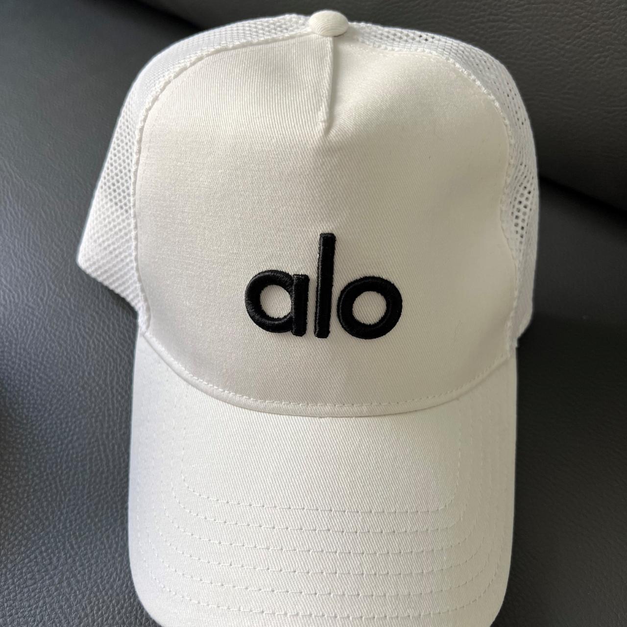 Brand new Alo Yoga PERFORMANCE DISTRICT TRUCKER HAT... - Depop