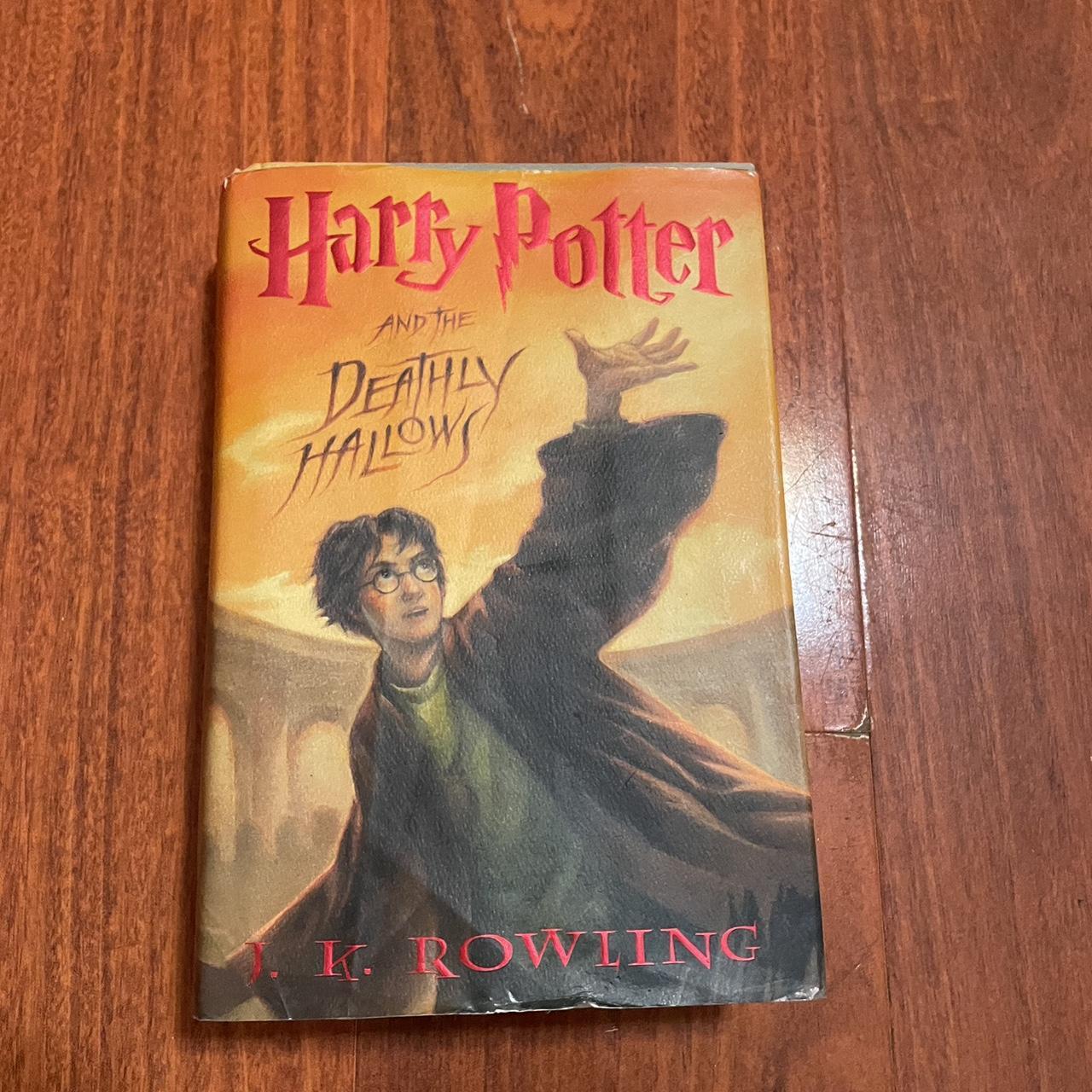 Harry Potter and the Deathly Hallows by J.K.... - Depop