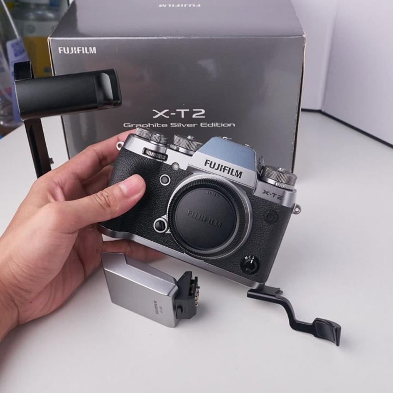 Fujifilm X-T2 Graphite / xt2 mirrorless... - Depop