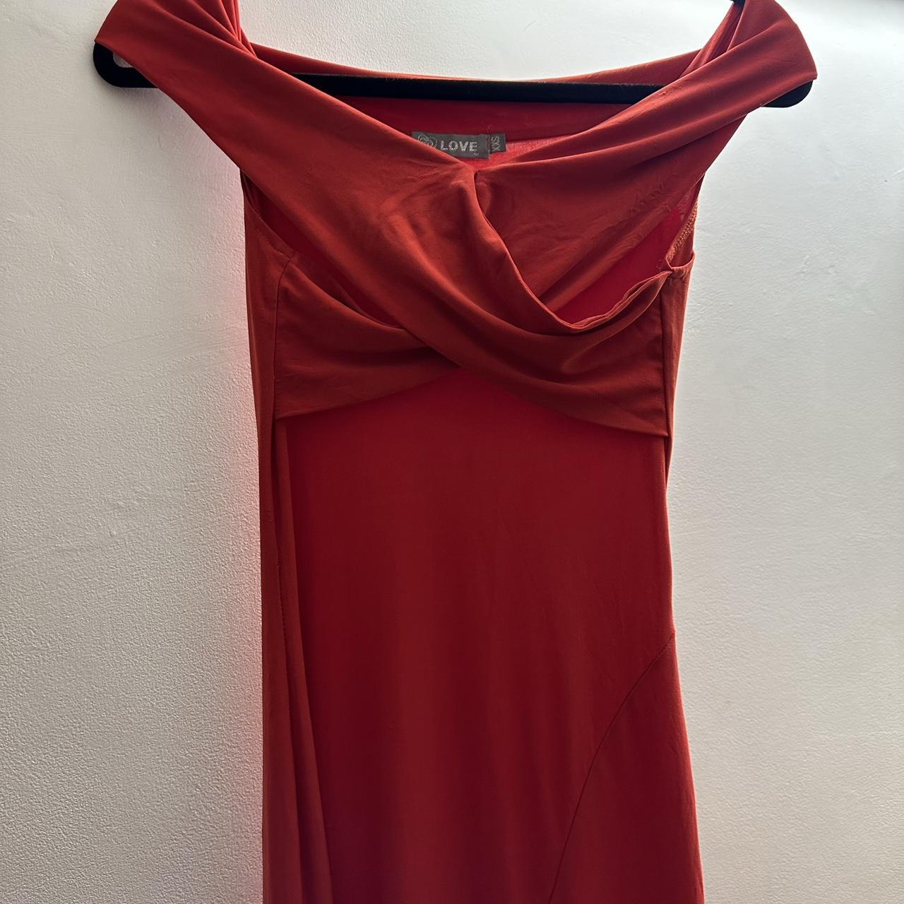 Red body hug long gown - Depop