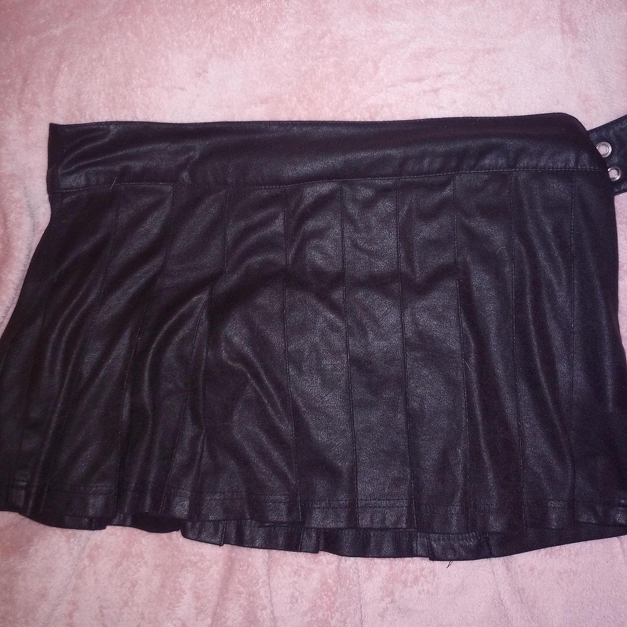 VINTAGE LIP SERVICE PLEATED SKIRT. SIZE MEDIUM. It's... - Depop