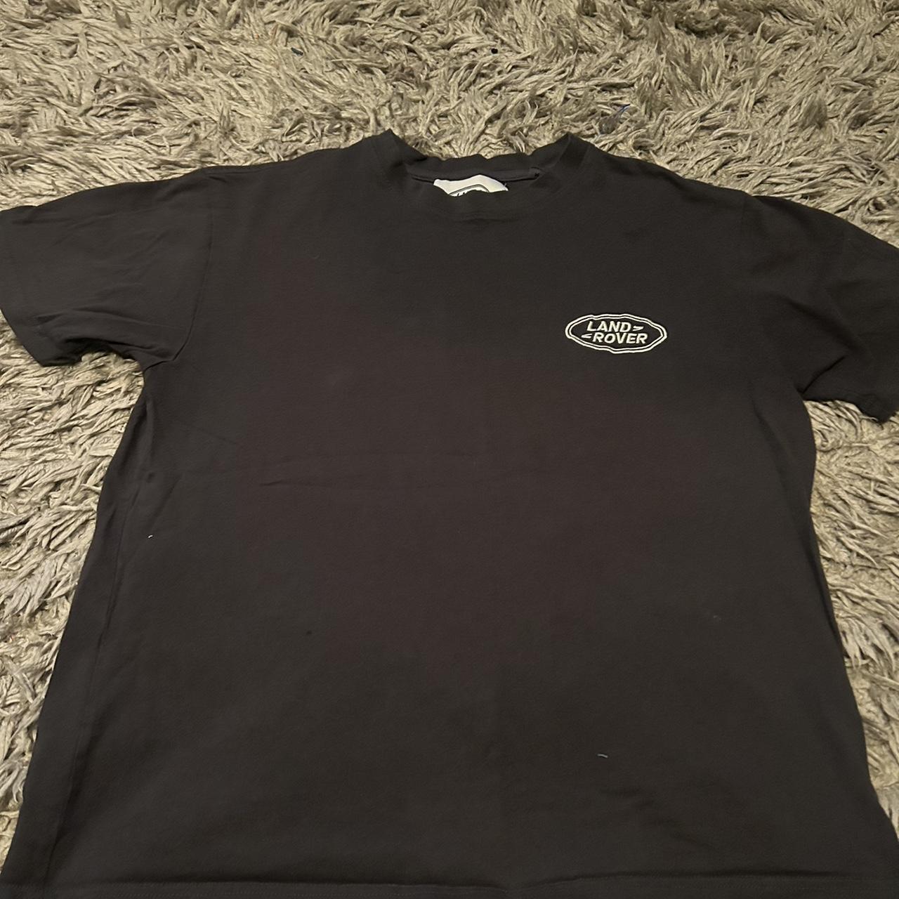 Dark grey pacsun Land Rover shirt says size medium... - Depop