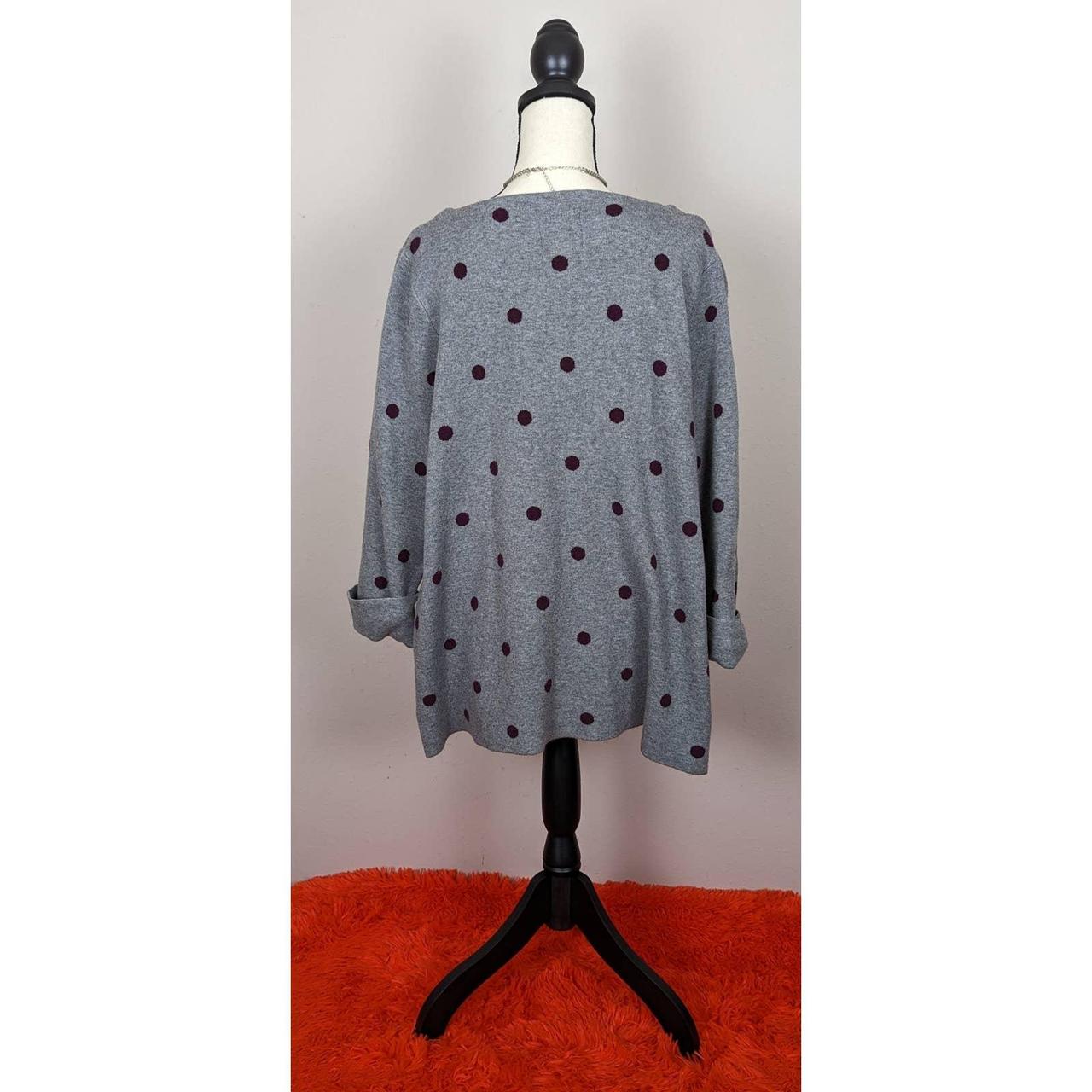 Arabella & Addison Gray & Purple Polka Dot Round... - Depop