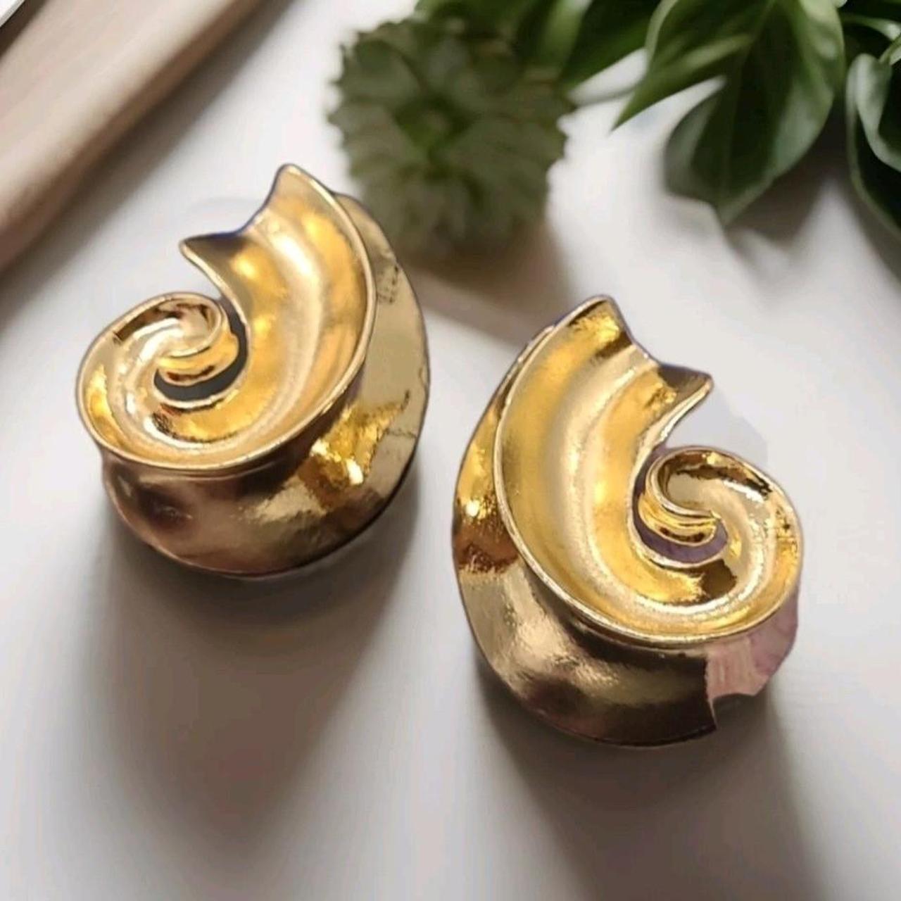 NWT Golden Sada Shell Sculpted Runway Gold... | Depop