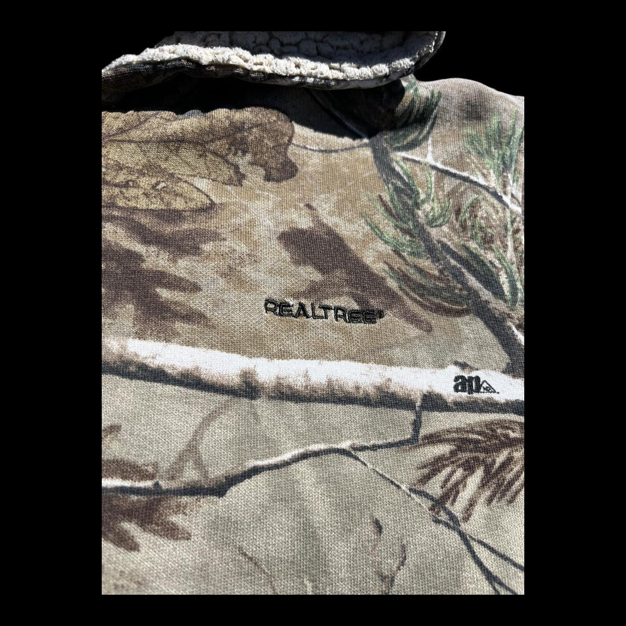 Kid’s Thick Real Tree Hoodie Size 16 See pics for... - Depop