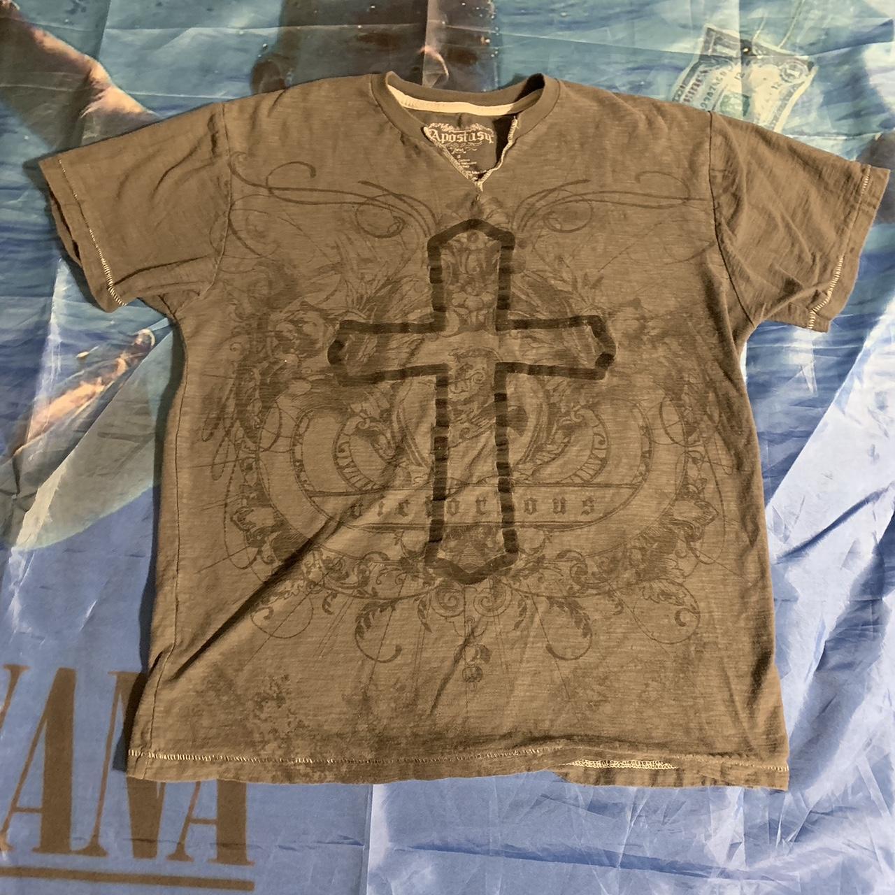 AFFLICTION STYLE V NECK SIZE... - Depop