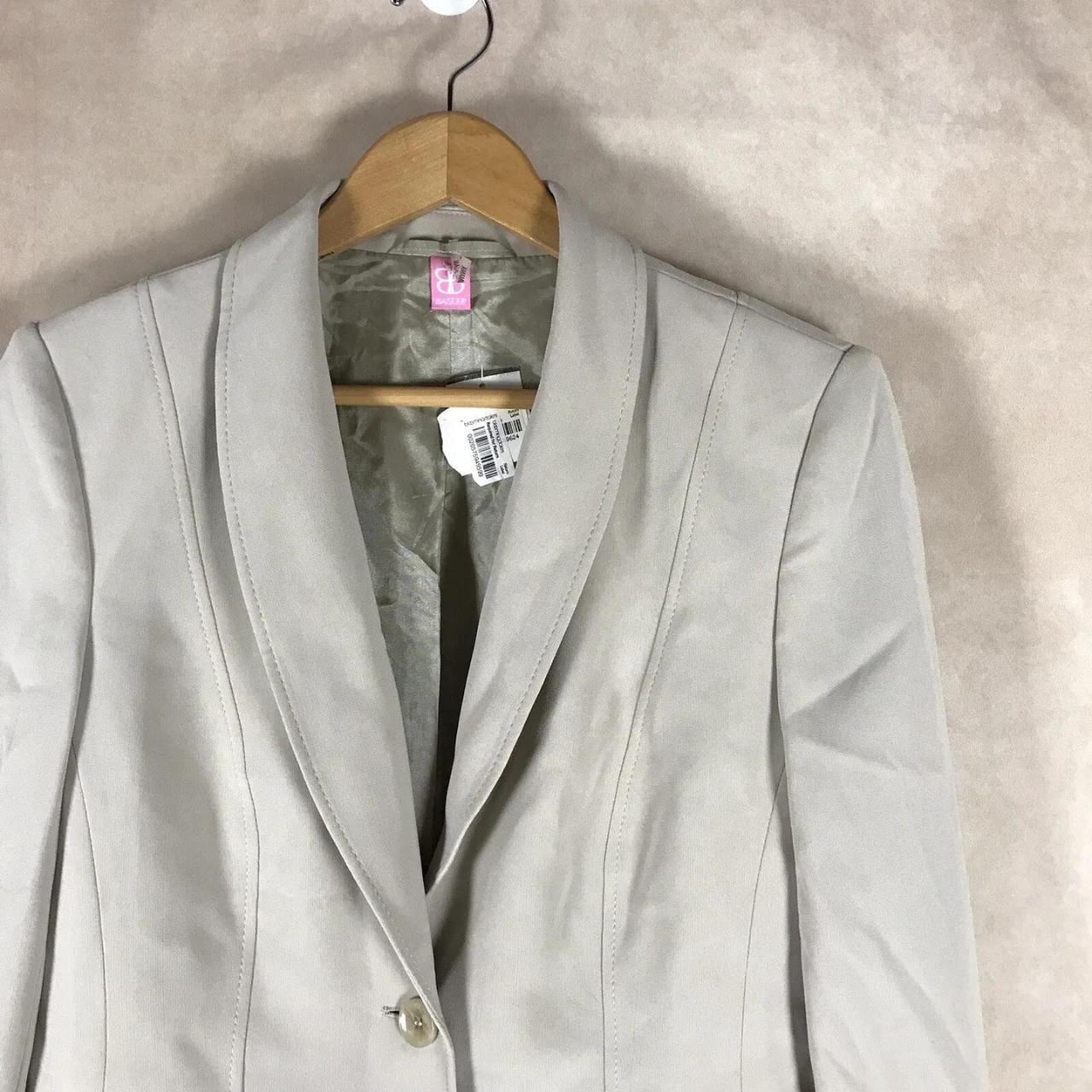 BASLER Women's Classic Triacetate Blazer with... - Depop