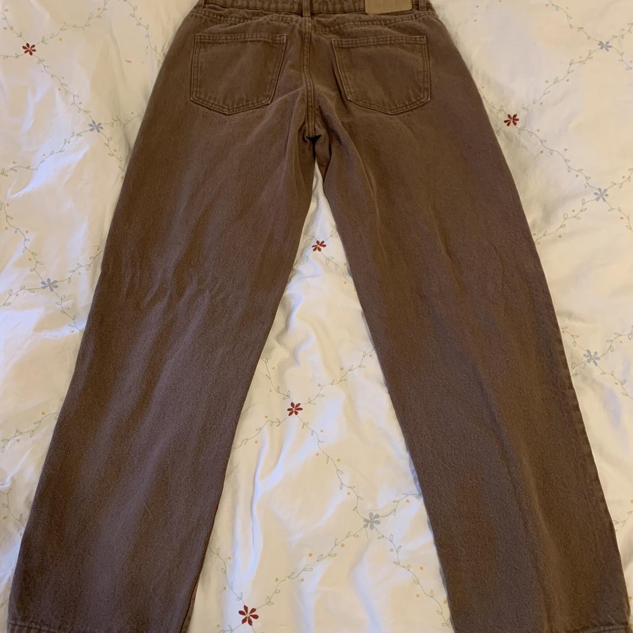 Light brown jeans. Low rise and straight leg jeans... - Depop