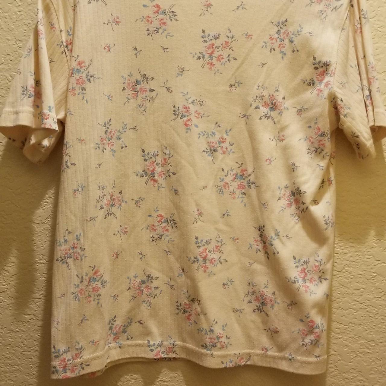 Yellow short sleeve shirt Shoulder pads Flower... - Depop