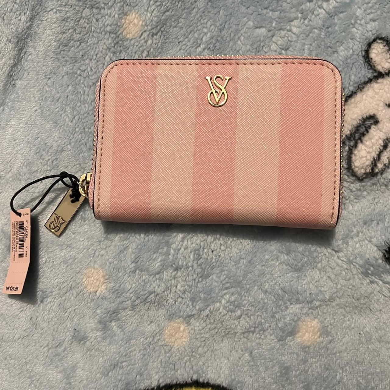 Victoria secret classic wallet😍😍 - Depop