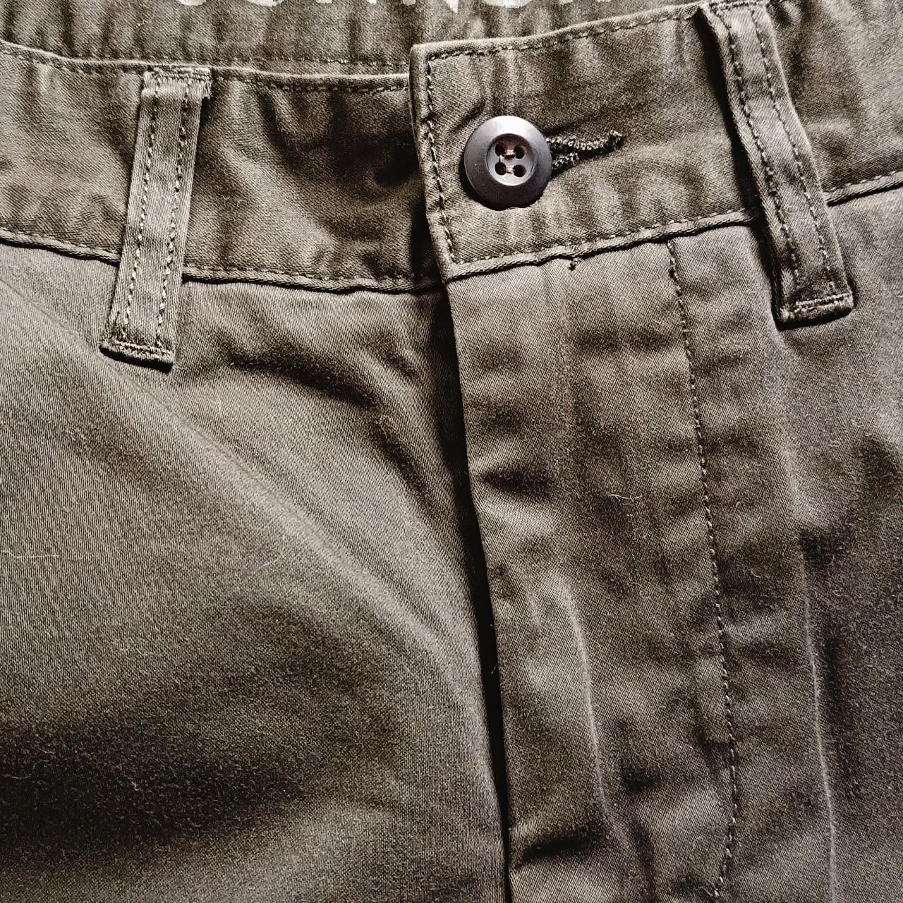 Connor shorts khaki green Size 28 brand new without... | Depop