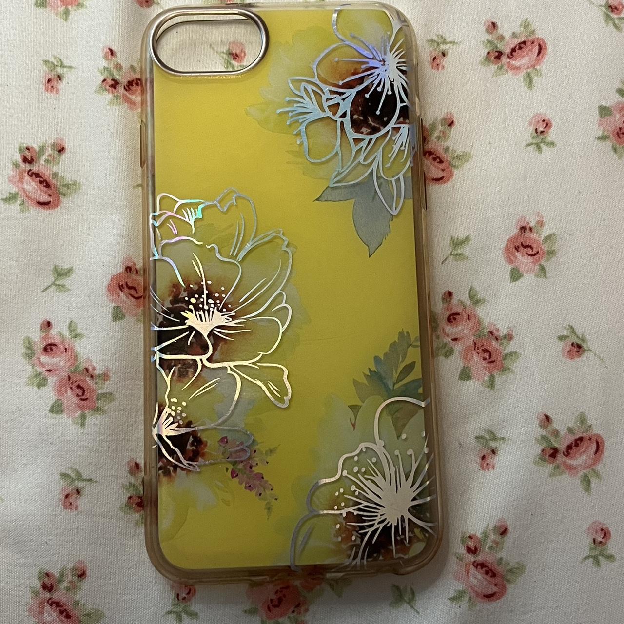 yellow sunflower iphone se phone case used - good... - Depop