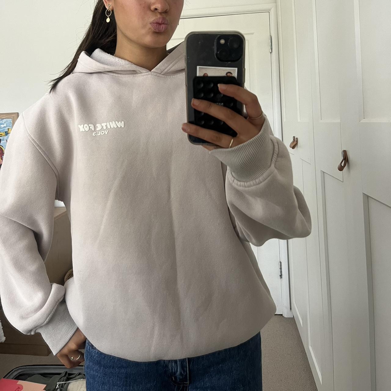 Whitefox Offstage Hoodie Moon 🩶 S/M Worn a handful... - Depop