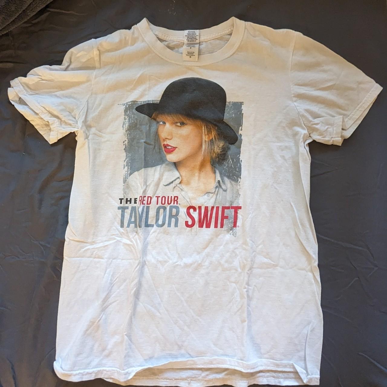 Taylor Swift red tour shirt - Depop
