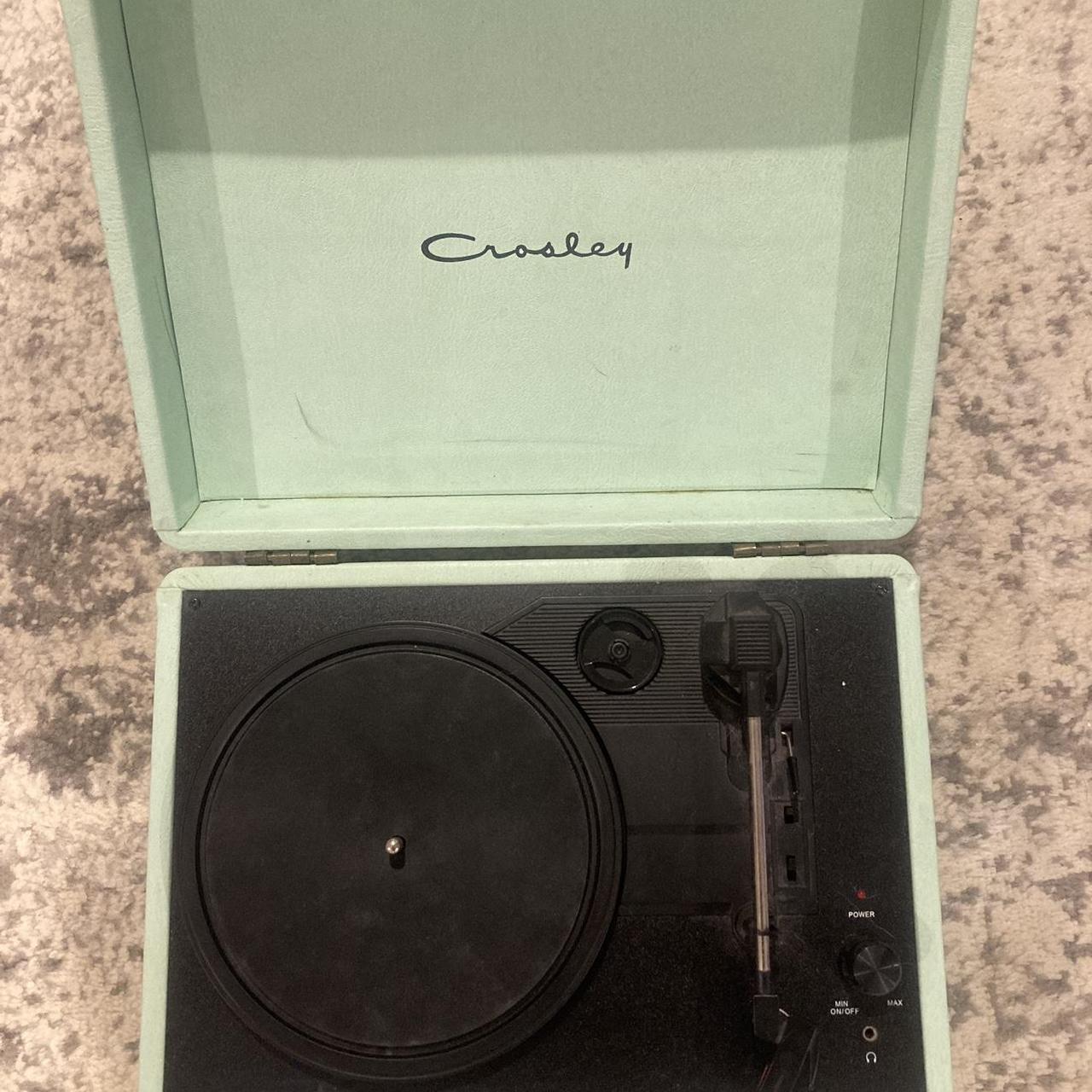 Vintage Crosley Record Player From: Urban... - Depop
