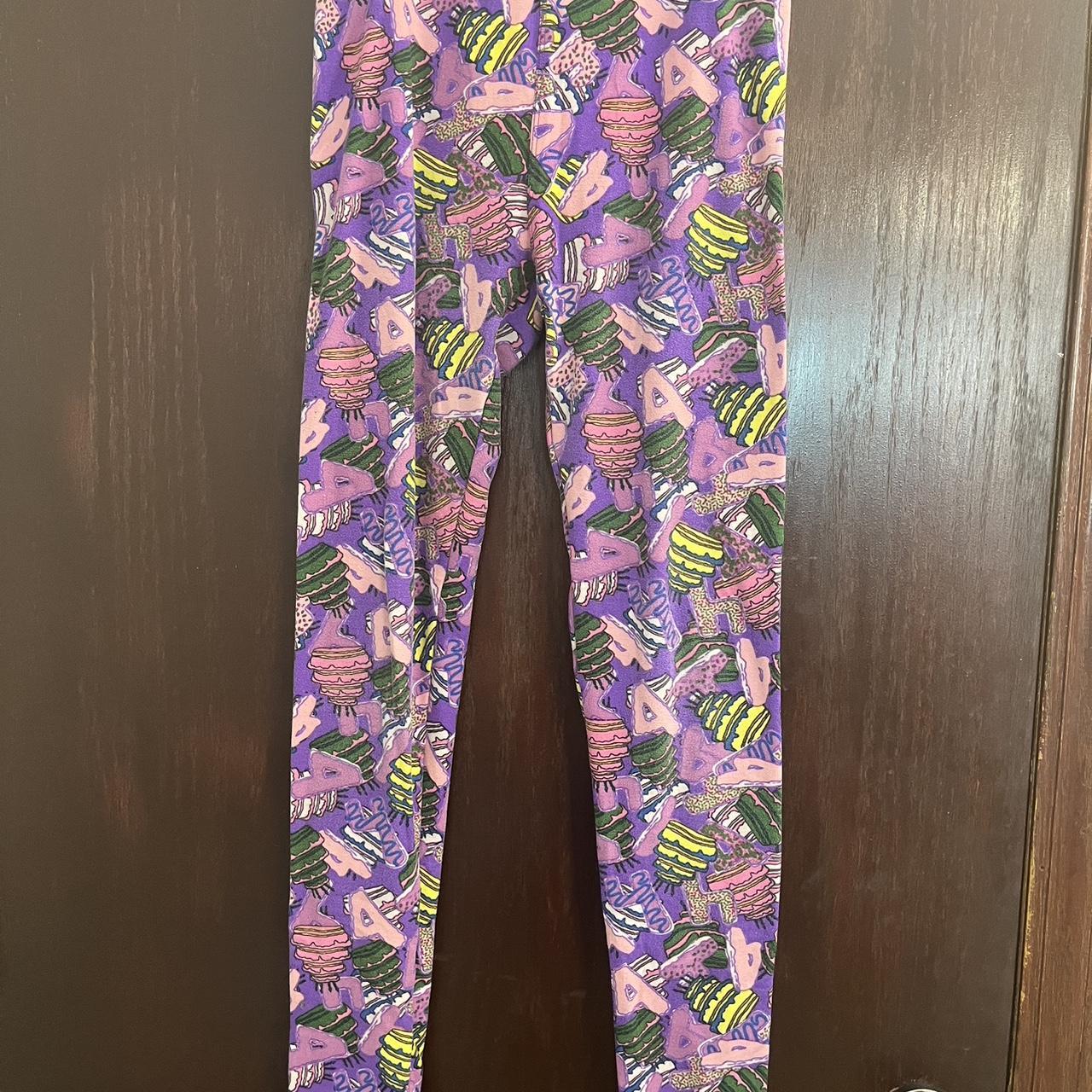 ⋟༒⋞˂ ┈˛┈┈ Lulu-Roe purple cake leggings,... - Depop